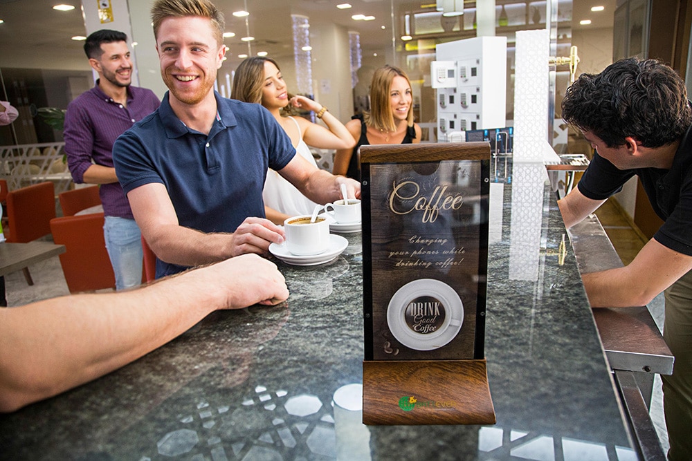 10 ideas para atraer clientes a una cafetería - Battever